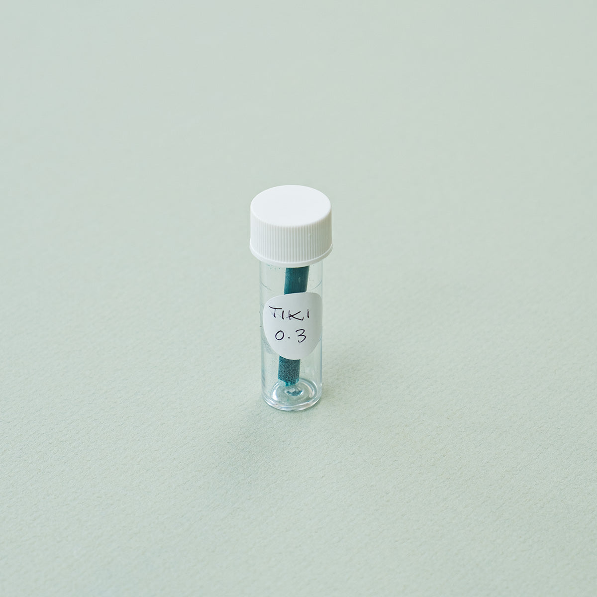 Reservoir & Tip Containers (set of 3) for the Wren and Lumos pens – Tom ...